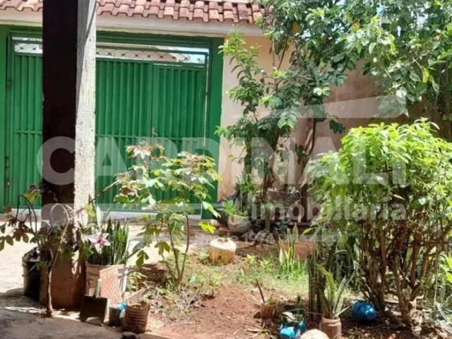 Casa para venda em Vila Vieira vila Xavier de 159.00m² com 3 Quartos e 2 Garagens