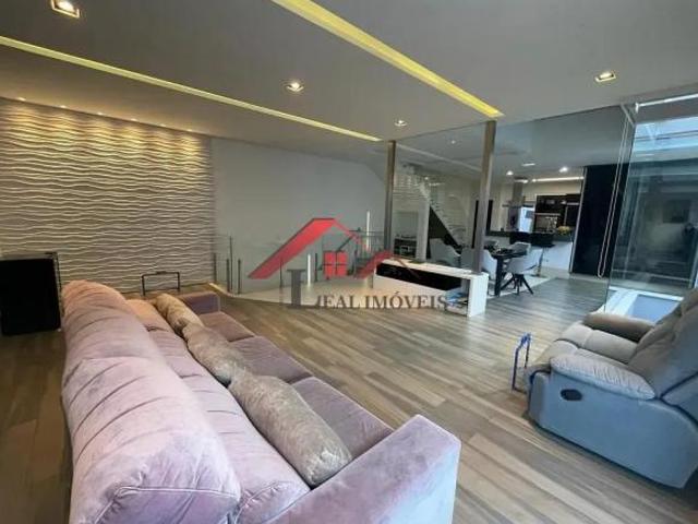 Casa para venda em Vila Vitória de 357.00m² com 4 Quartos, 3 Suites e 6 Garagens