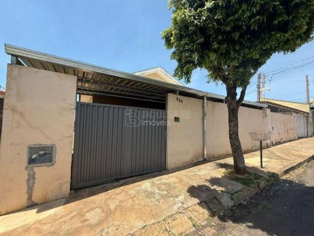 Casa para venda em Vila Xavier de 154.00m² com 3 Quartos e 2 Garagens
