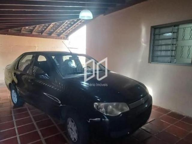 Casa para venda em Vila Xavier de 291.00m² com 4 Quartos e 3 Garagens