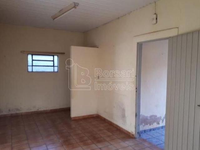 Casa para venda em Vila Xavier de 84.00m² com 2 Quartos e 1 Garagem
