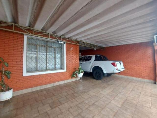 Casa para venda em Vila Xavier vila Xavier de 181.00m² com 2 Quartos e 2 Garagens