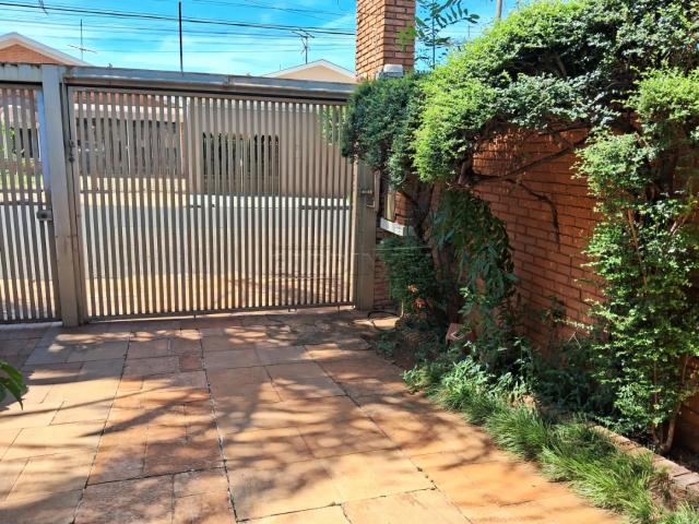 Casa para venda em Vila Xavier vila Xavier em Araraquara São Paulo de 236.00m² com 3 Quartos, 1 Suíte e 3 Garagens