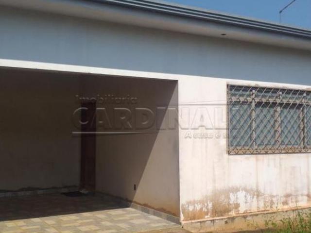 Casa para venda em Vila Yamada de 136.00m² com 3 Quartos, 1 Suite e 2 Garagens