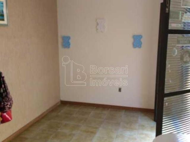 Casa para venda em Vila Yamada de 137.00m² com 3 Quartos, 1 Suite e 1 Garagem