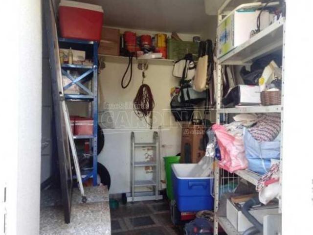 Casa para venda em Vila Yamada de 228.00m² com 3 Quartos, 1 Suite e 2 Garagens