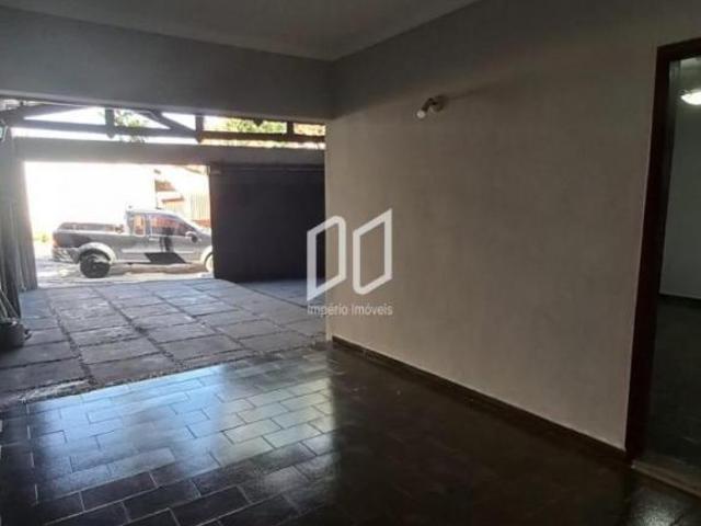 Casa para venda em Vila Yamada de 223.00m² com 3 Quartos, 2 Suites e 3 Garagens