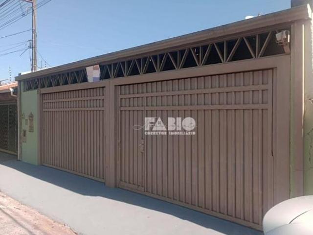 Casa para venda em Vila Yamada de 270.00m² com 4 Quartos, 1 Suite e 4 Garagens