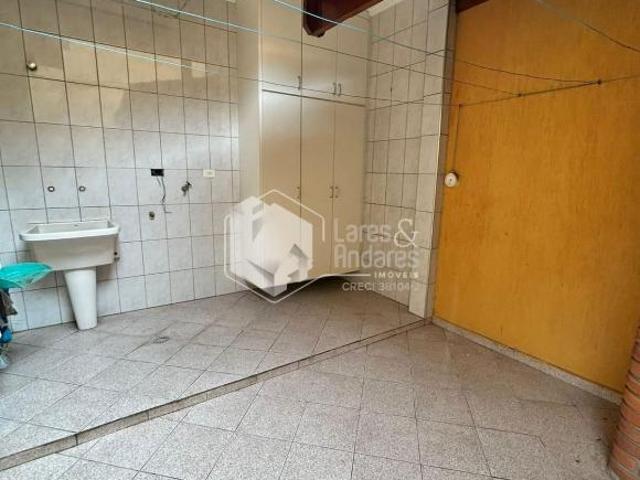 Casa para venda em Vila Zat com 3 quartos, sendo 1 suíte, 112m²