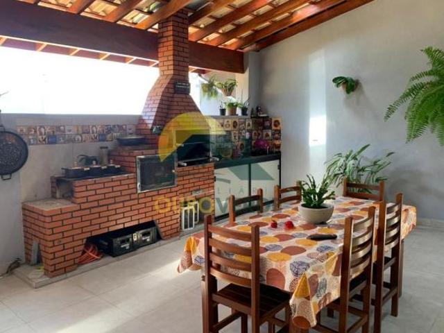 Casa para venda em Vila Aeroporto de 200.00m² com 3 Quartos e 2 Garagens