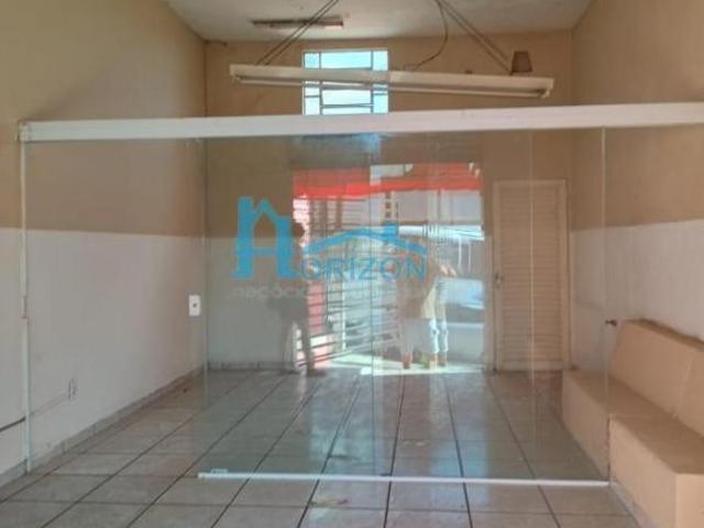 Casa para venda em Vila Aeroporto de 360.00m² com 3 Quartos e 5 Garagens