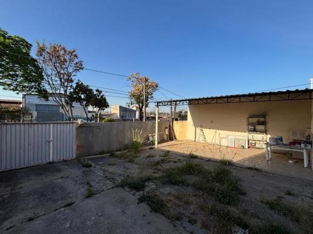 Casa para venda em Vila Aeroporto de 98.00m² com 3 Quartos e 8 Garagens