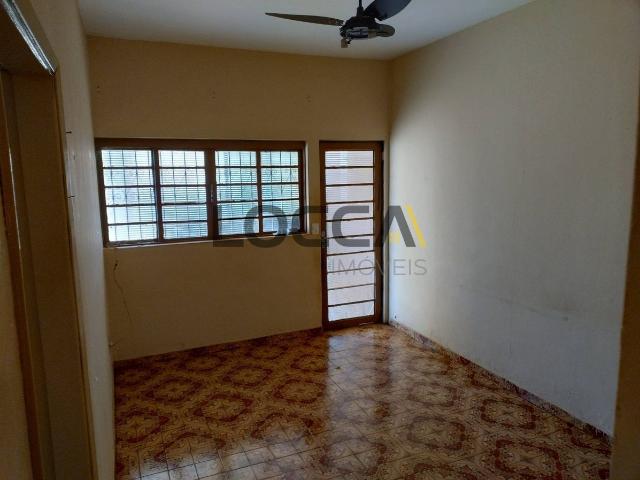 Casa para venda em Vila Albertina em Ribeirão Preto São Paulo de 160.00m² com 2 Quartos e 3 Garagens
