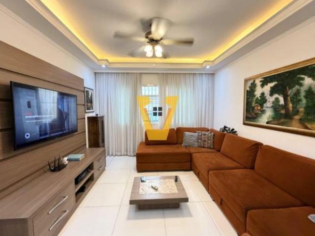 Casa para venda em Vila Alexandria com 3 quartos, sendo 3 suítes, 146m²
