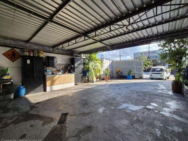 Casa para venda em Vila Angélica de 185.00m² com 1 Quarto e 6 Garagens
