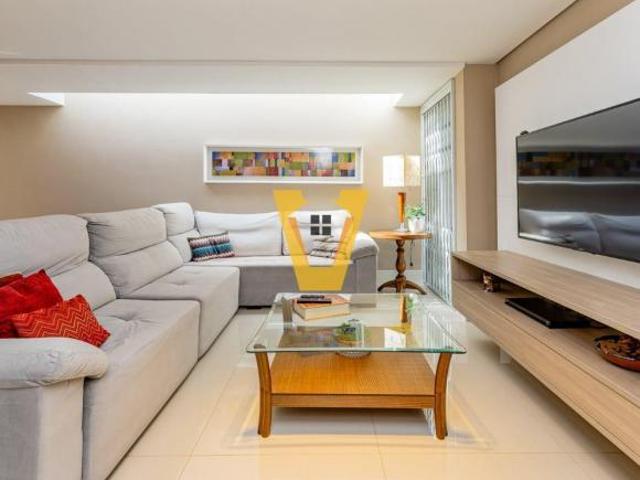 Casa para venda em Vila Anhangüera com 4 quartos, sendo 2 suítes, 167m²
