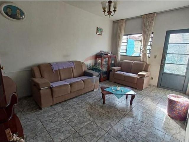 Casa para venda em Vila Antártica de 150.00m² com 4 Quartos e 1 Garagem