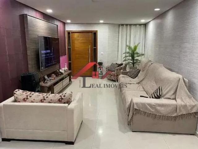 Casa para venda em Vila Assunção de 250.00m² com 3 Quartos, 1 Suite e 4 Garagens