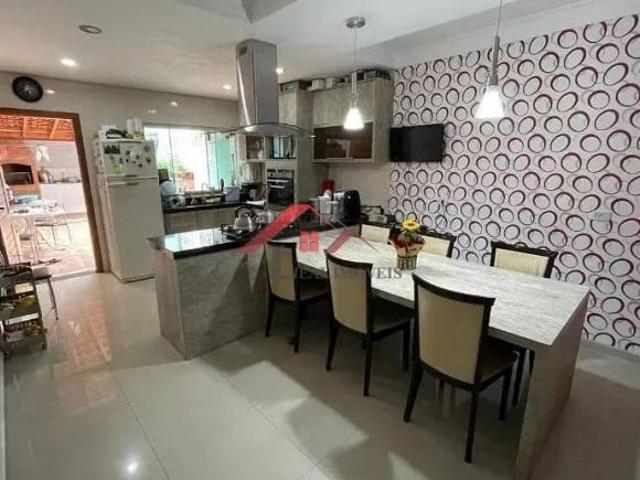 Casa para venda em Vila Assunção de 250.00m² com 3 Quartos, 1 Suite e 4 Garagens