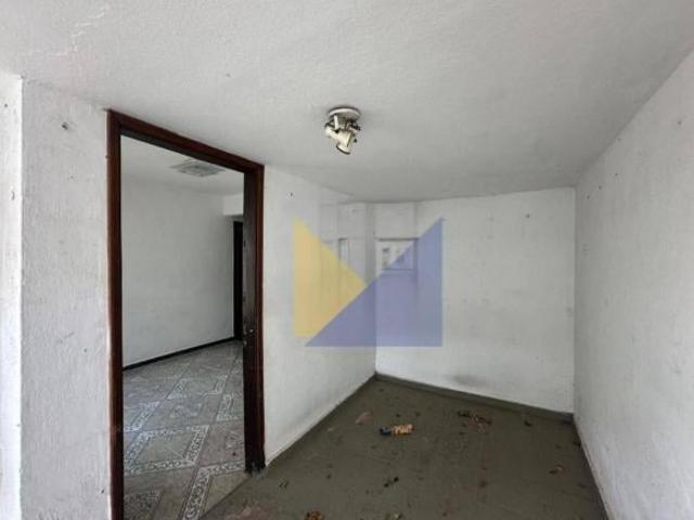 Casa para venda em Vila Augusta de 220.00m² com 4 Quartos e 2 Garagens