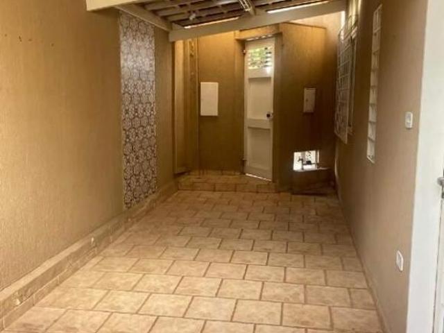 Casa para venda em Vila Bandeirantes de 251.87m² com 3 Quartos, 1 Suite e 4 Garagens