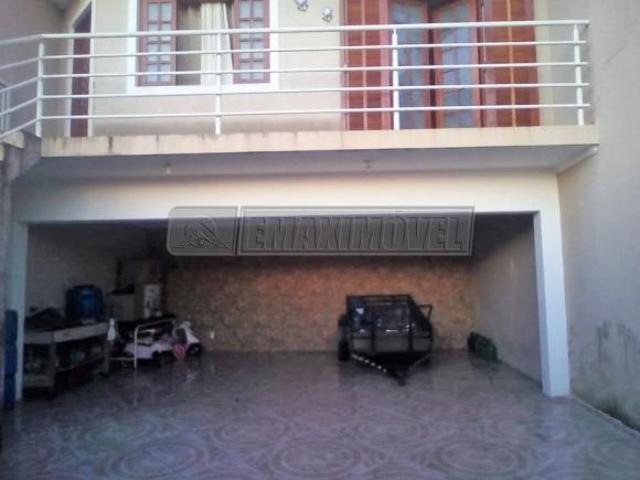 Casa para venda em Vila Barão de 123.00m² com 2 Quartos, 1 Suite e 5 Garagens