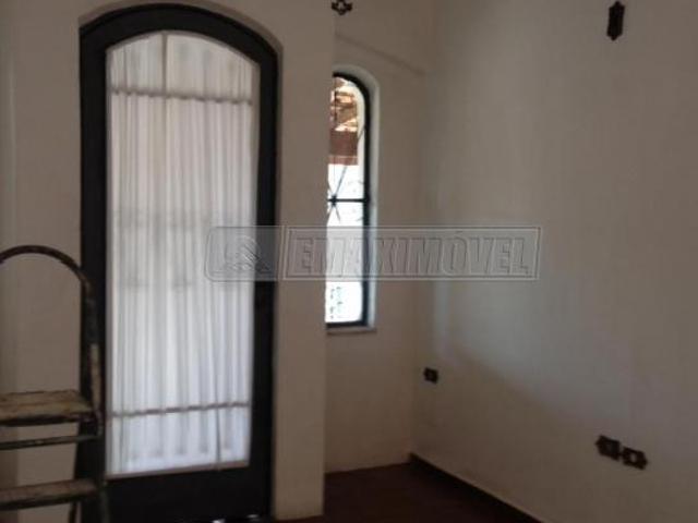 Casa para venda em Vila Barão de 270.00m² com 3 Quartos, 2 Suites e 3 Garagens