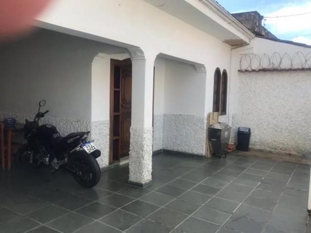 Casa para venda em Vila Barcelona, Varginha