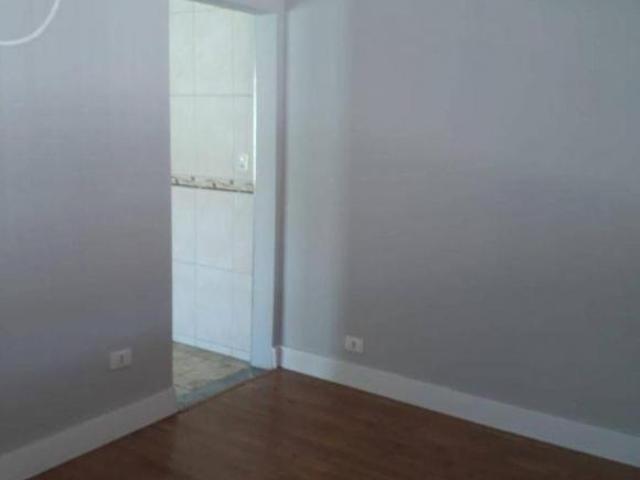 Casa para venda em Vila Barros de 137.00m² com 2 Quartos e 2 Garagens