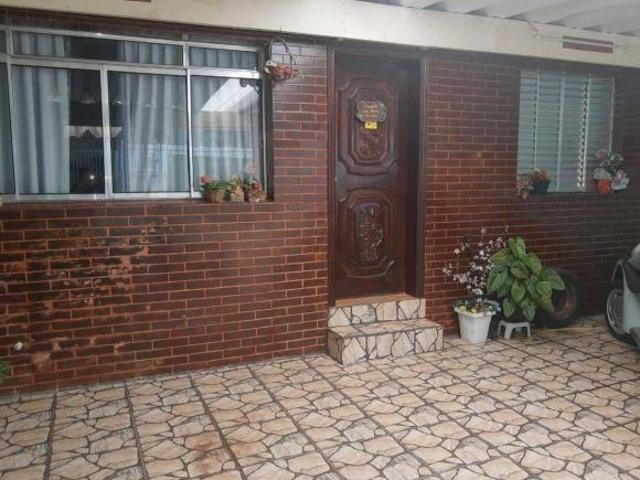 Casa para venda em Vila Barros de 180.00m² com 3 Quartos e 2 Garagens