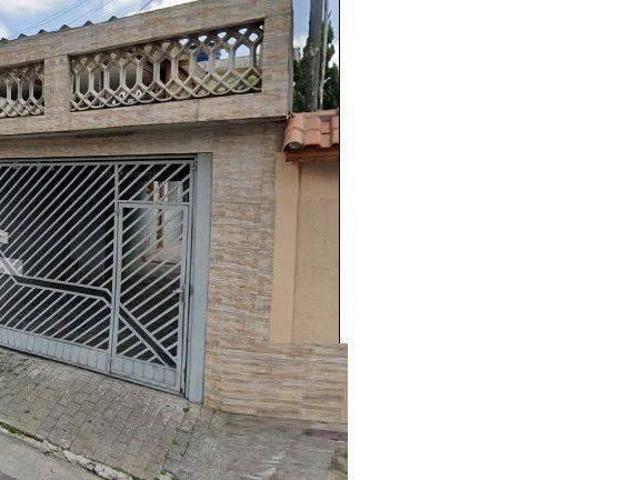 Casa para venda em Vila Barros de 200.00m² com 4 Quartos e 3 Garagens