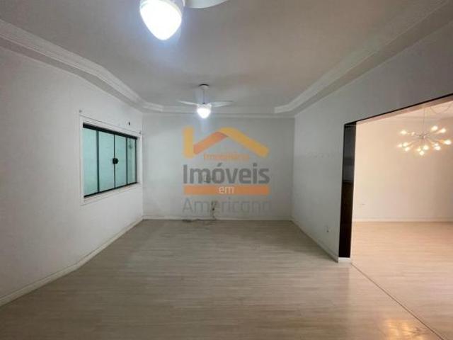 Casa para venda em Vila Belvedere de 160.00m² com 3 Quartos, 1 Suite e 2 Garagens