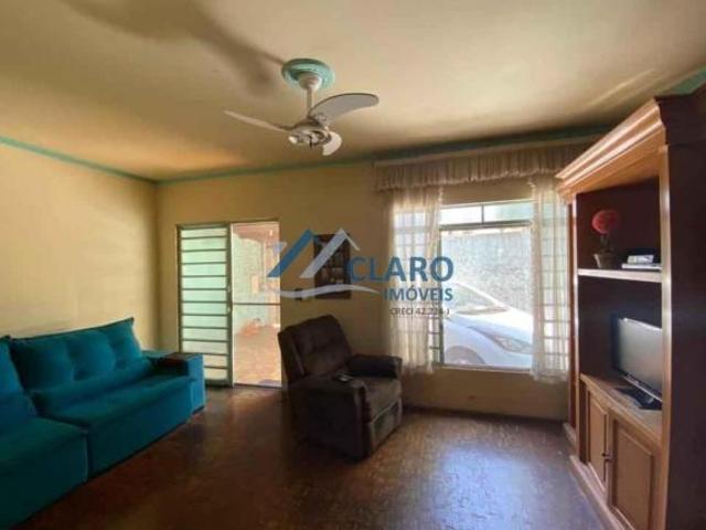 Casa para venda em Vila Bela de 200.00m² com 3 Quartos, 1 Suite e 2 Garagens