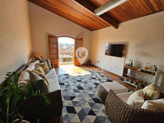 Casa para venda em Vila Bela Vista de 268.00m² com 3 Quartos, 1 Suite e 3 Garagens