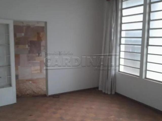 Casa para venda em Vila Bela Vista de 594.00m² com 4 Quartos, 2 Suites e 2 Garagens