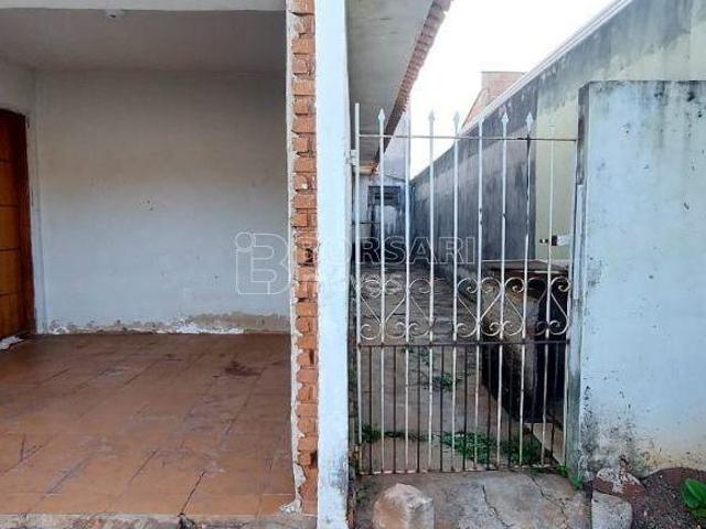 Casa para venda em Vila Biagioni de 107.00m² com 3 Quartos e 2 Garagens