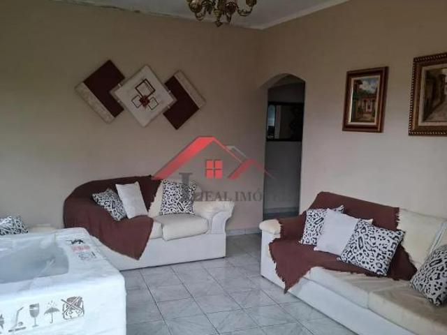 Casa para venda em Vila Bocaina de 227.00m² com 3 Quartos e 5 Garagens