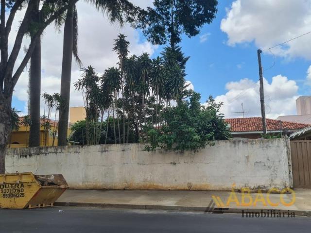 Casa para venda em Vila Brasília em São Carlos São Paulo de 106.00m² com 3 Quartos, 1 Suíte e 6 Garagens