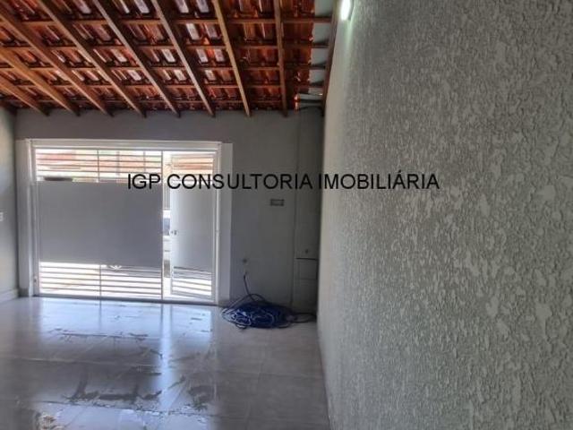 Casa para venda em Vila Brizzola de 87.48m² com 3 Quartos, 1 Suite e 2 Garagens