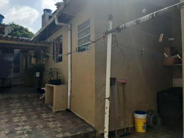 Casa para venda em Vila Buenos Aires de 130.00m² com 2 Quartos e 2 Garagens
