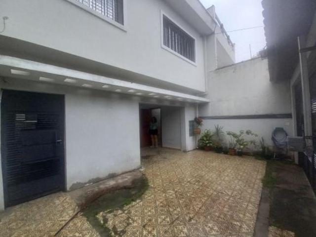 Casa para venda em Vila Buenos Aires de 213.00m² com 2 Quartos, 1 Suite e 4 Garagens
