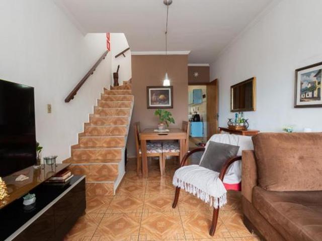Casa para venda em Vila Campestre com 3 quartos, sendo 1 suíte, 105m²