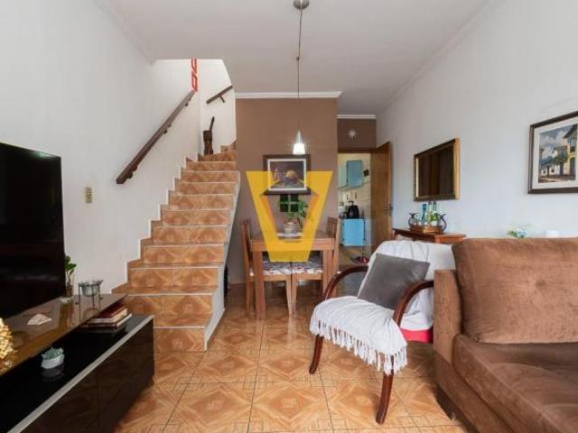 Casa para venda em Vila Campestre com 3 quartos, sendo 1 suíte, 105m²
