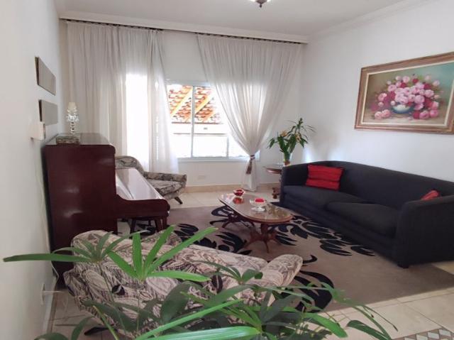Casa para venda em Vila Campesina de 226.00m² com 3 Quartos e 3 Suítes