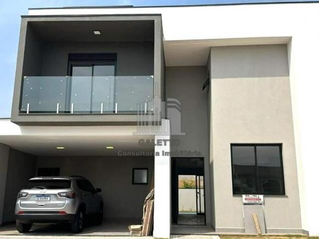 Casa para venda em VILA CAPUAVA de 240.00m² com 3 Quartos, 3 Suites e 4 Garagens