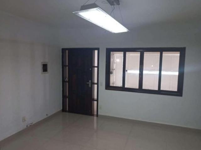Casa para venda em Vila Caputera de 10.00m² com 3 Quartos, 1 Suite e 2 Garagens