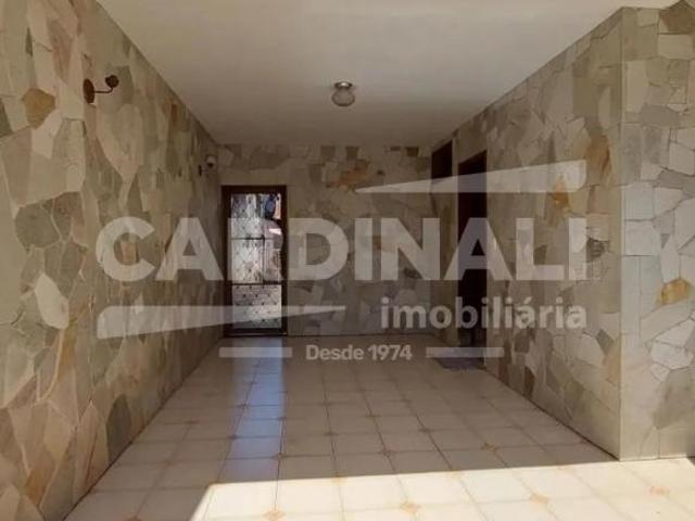 Casa para venda em Vila Cidade Industrial vila Xavier de 251.00m² com 4 Quartos, 1 Suite e 2 Garag