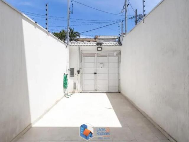 Casa para venda em Vila Constança com 3 quartos, sendo 1 suíte, 107m²
