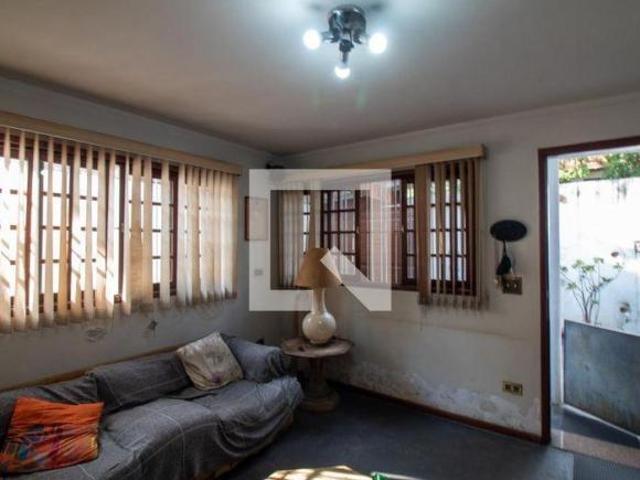 Casa para venda em Vila Cordeiro de 100.00m² com 2 Quartos e 3 Garagens