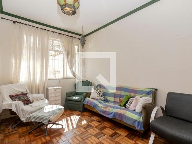 Casa para venda em Vila Cordeiro em São Paulo São Paulo de 160.00m² com 3 Quartos, 1 Suíte e 2 Garagens